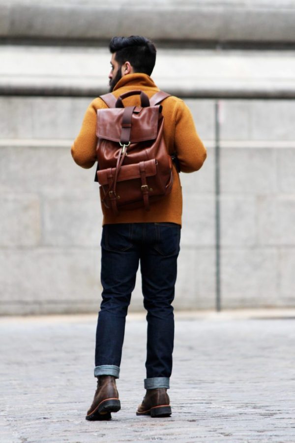 Mochilas masculinas estilosas em alta